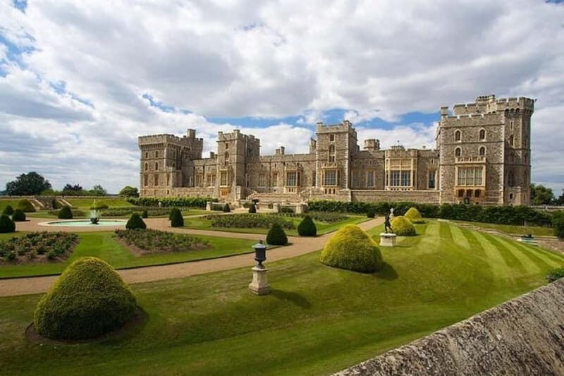 Windsor Castle, Stonehenge and Bath Tour Private - The Day-by-Day Experience: What You Can Expect