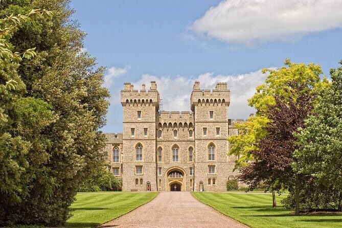 Windsor Castle | Stonehenge | Bath Private Guided Tour fr. London / Southampton - Bath: Roman Wellness and Georgian Elegance