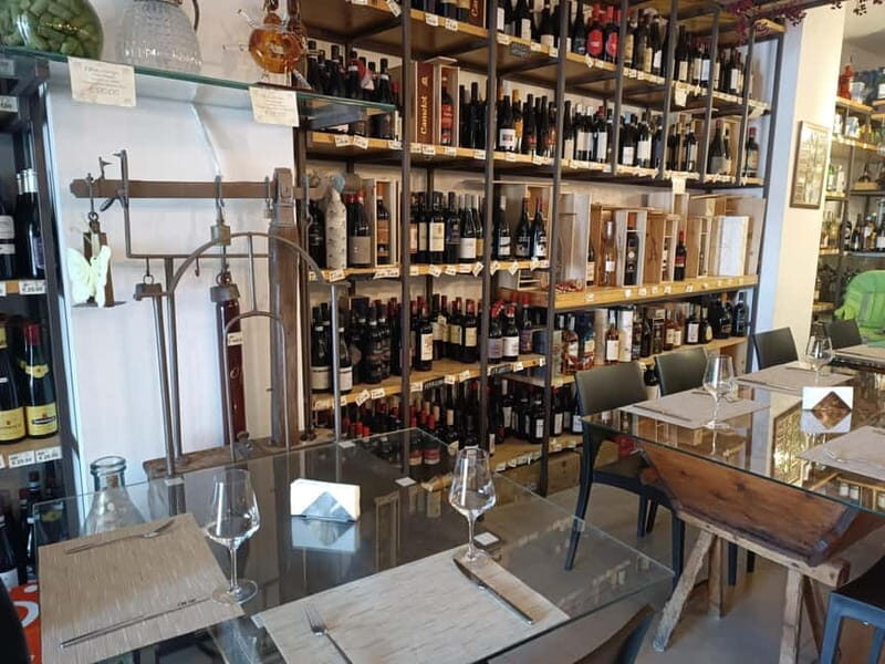Wine and tuna product tasting - What to Expect from the Experience