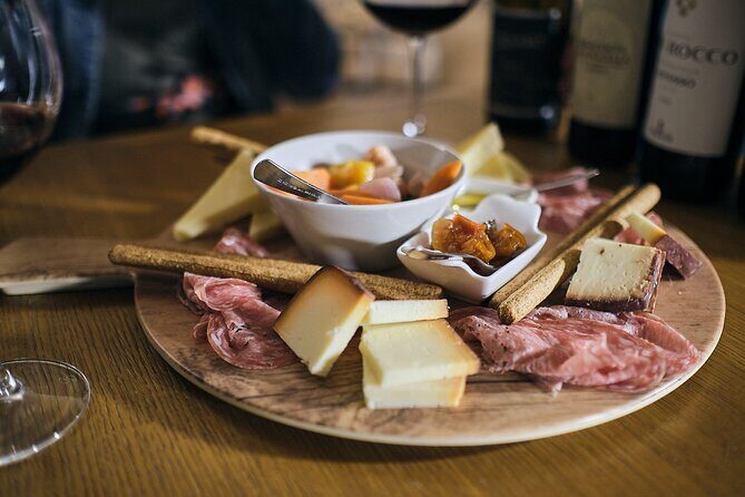 Wine Tasting near the Aquarium of Genoa - Who Will Love This Experience?