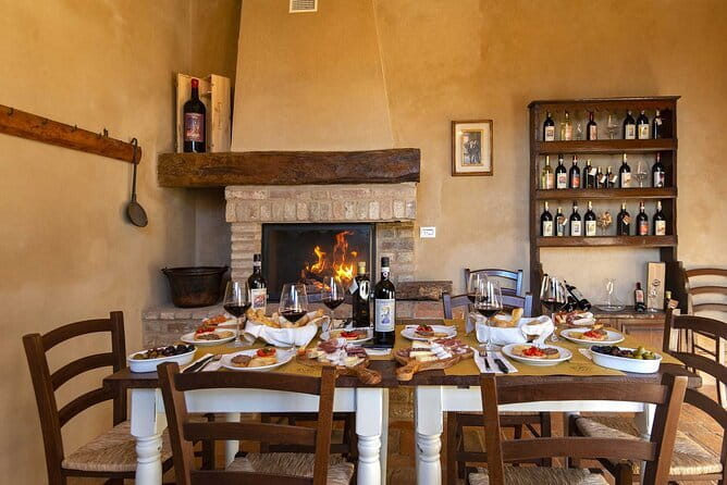 Wine Tour of two Chianti wine estates on the hills of Florence - Key Points