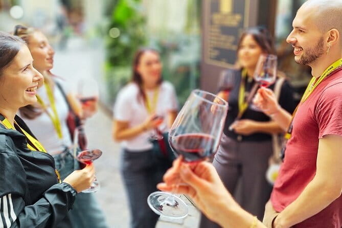 Wine Windows Walk with Wine Tasting and Appetizers - Exploring Florence Through Its Historical Wine Windows: A Practical Guide
