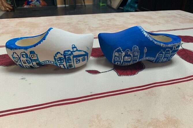 Wooden Shoes Painting Private Workshop in Simonehoeve - The Experience Itself: Details and Expectations
