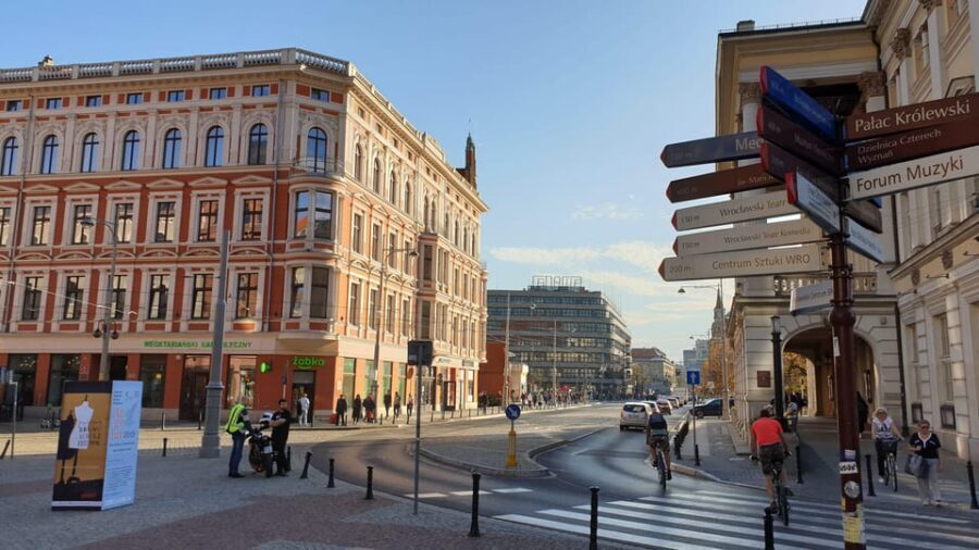 Wrocaw differently  unknown alleys of the city (2 hours) - The value of this experience