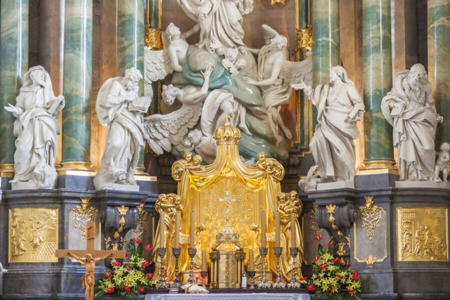 Wroclaw: Czestochowa Day Trip to View the Black Madonna - Who is This Tour Best For?