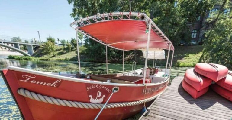 Wroclaw: Old City Walk and Cruise with Small Gondola - The Canal Cruise: A Romantic Perspective