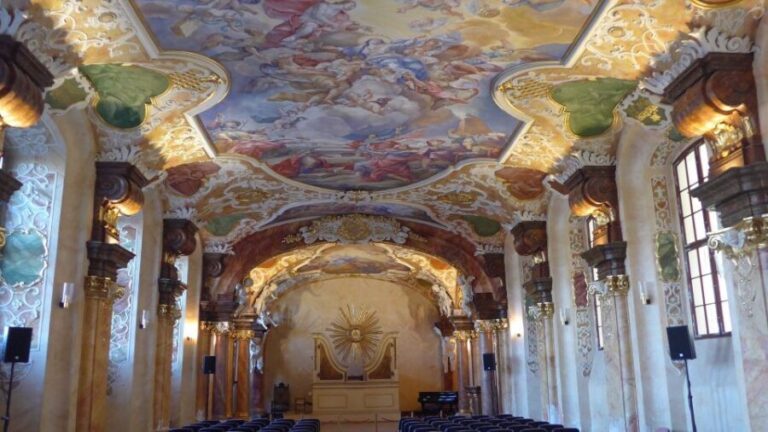 Wroclaw: Old Town Highlights Private Walking Tour - Who Will Love This Tour?