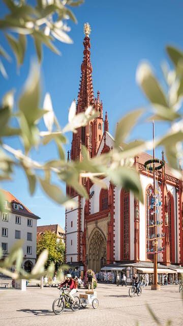 Würzburg: Guided Walking Tour - St Marys Chapel