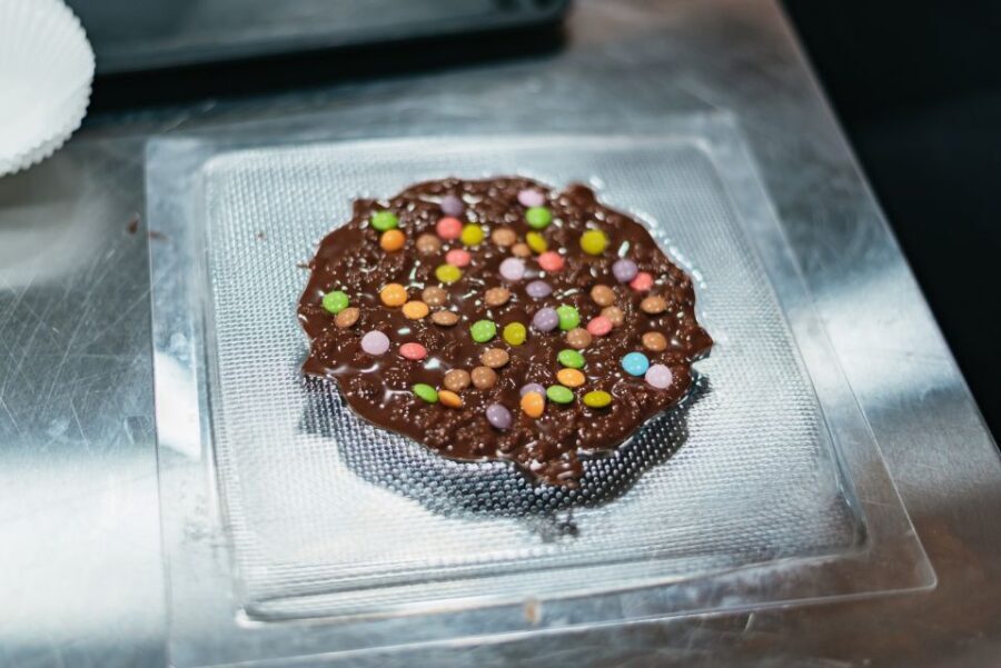 York: Chocolate Bar Making Workshop at York Cocoa Works - The Itinerary: From Cocoa to Confection