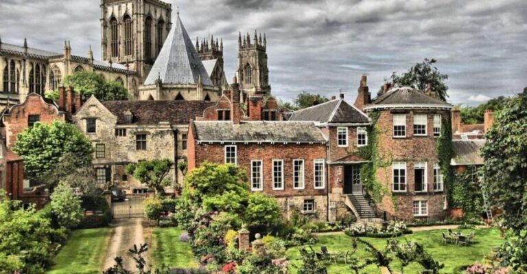 York Private Guided Walking Tour - Is the Price Worth It?