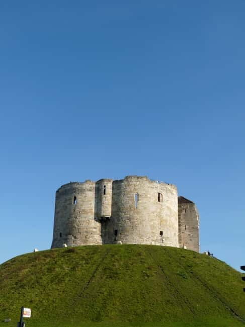 Your personal tour - just you and your guide! - Hidden Castles and Picturesque Abbeys