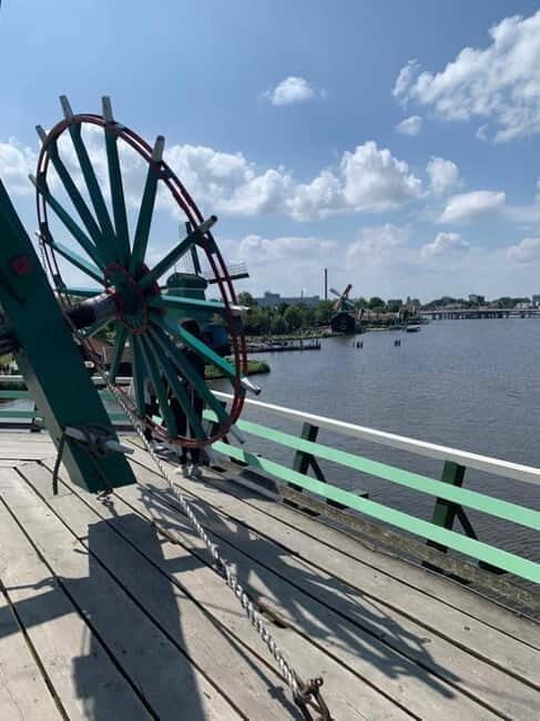 Zaanse Schans and Giethoorn Private Tour + 1-Hr Canal Cruise - Breakdown of the Itinerary