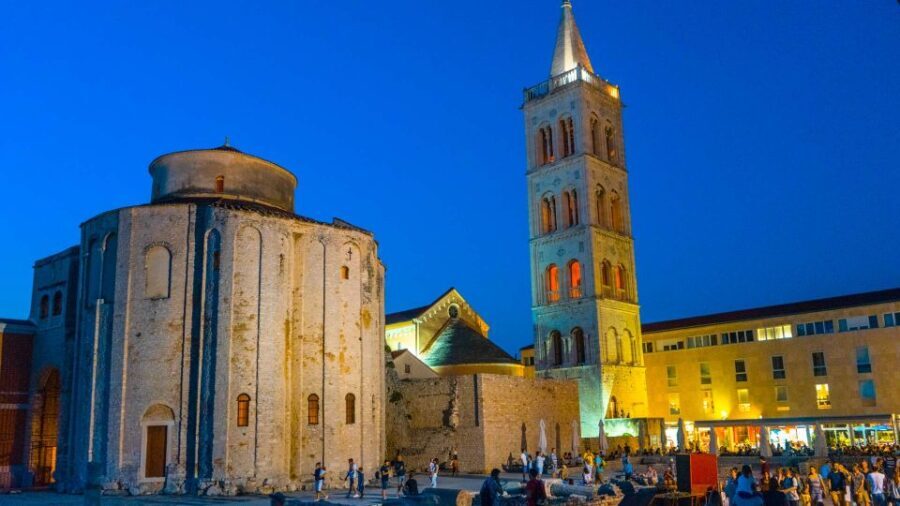 Zadar: Evening Walking Tour of the Old Town - Timing, Group Size, and Practical Details