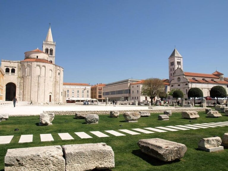 Zadar Private Walking Tour: German - Who Should Consider This Tour?