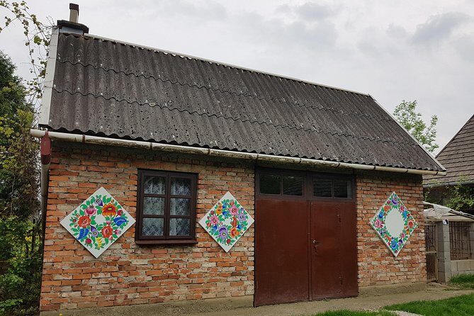 Zalipie, painted village, regular small group tour from Krakow - Is This Tour Worth the Price?