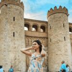 Zaragoza: Complete tour, one thousand and one nights experience with dinner - The Guide & Overall Value