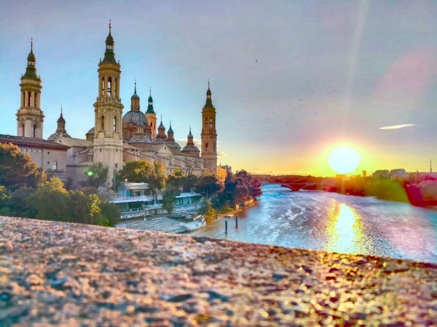 Zaragoza: Historical Tour of the Old District with a Guide - The Flow of the Tour & What You’ll See