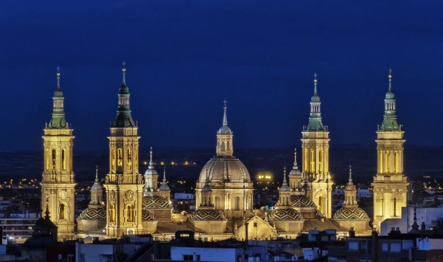 Zaragoza: Private Tour with a Local Guide - Deep Dive into the Itinerary