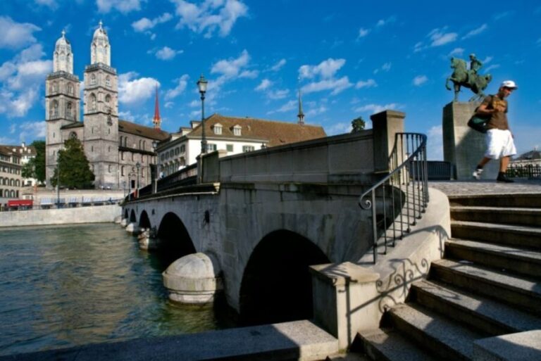 Zurich: Audio Guided City Tour and Train to Top of Zurich - Who Will Love This Tour?