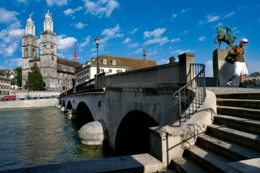 Zurich: Audio Guided City Tour and Train to Top of Zurich - Who Will Love This Tour?