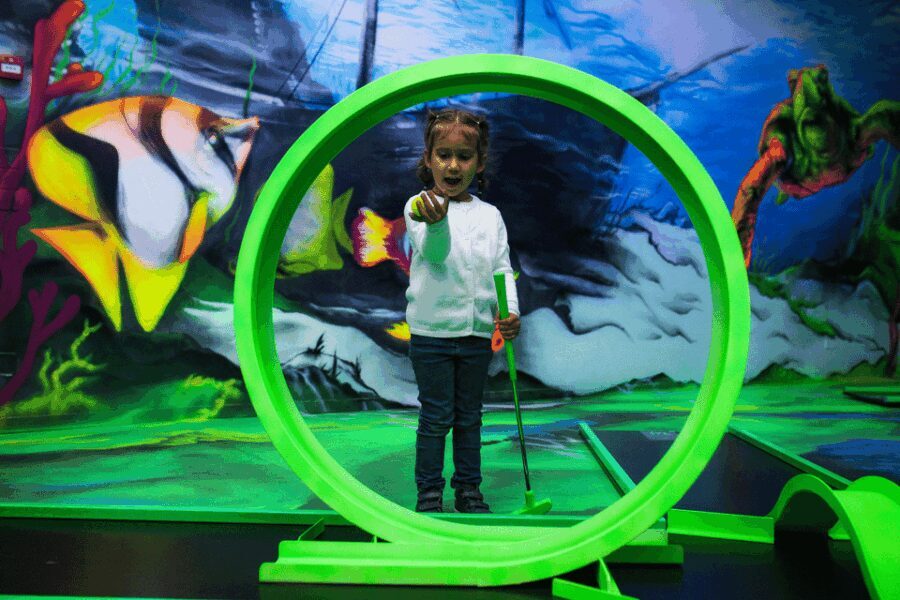 Zurich: Black Light Galaxy Minigolf - What to Expect: A Cosmic, Colorful Mini-Golf Journey