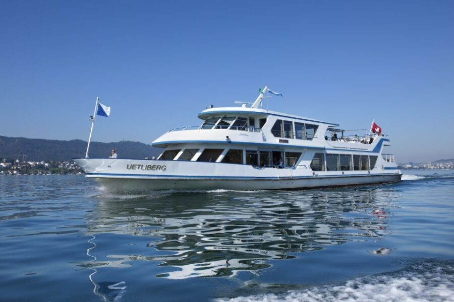 Zurich: City Bus Tour with Audio Guide and Lake Cruise - Practical Details and Tips