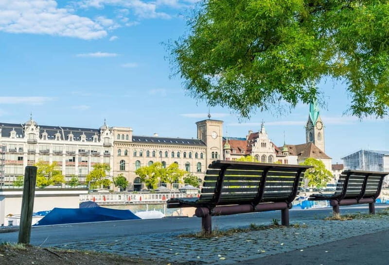 Zurich: Express Walk with a Local in 60 minutes - The Itinerary: What to Expect