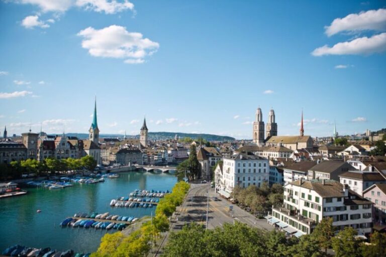 Zurich: Highlights Walking Tour with a Local Guide - Detailed Breakdown of the Tour Stops