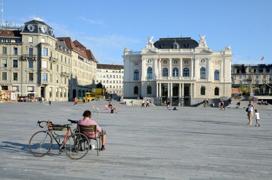 Zurich Private Walking Tour - Beyond the Main Highlights