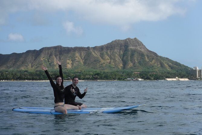 1.5-Hour Semi Private Surfing Lesson in Honolulu - The Value of the Equipment and Setting