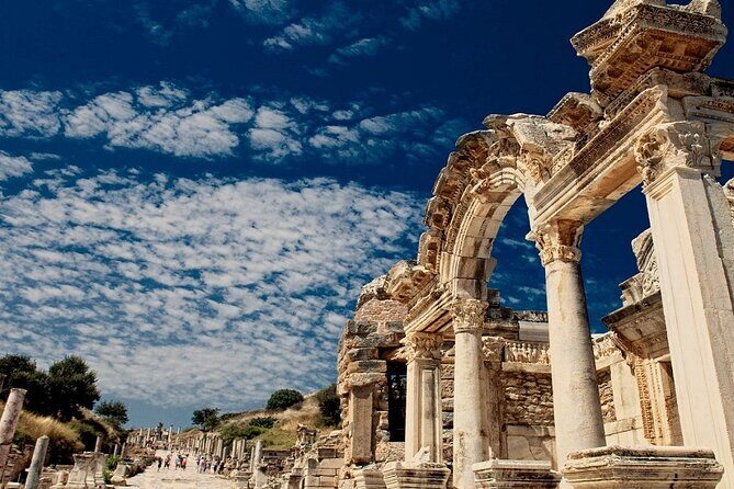 1 Day Ancient City Ephesus and House Virgin Mary Trip from Bodrum - Who Will Get the Most Out of This Tour?