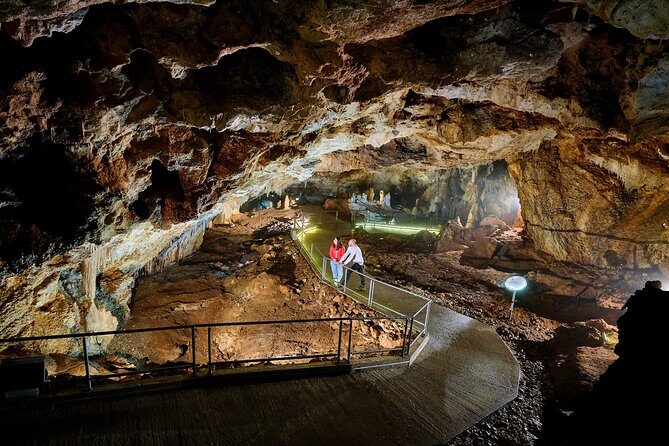 1-Hour Guided Lipa Cave Adventure in Montenegro - What Makes the Lipa Cave Tour Stand Out