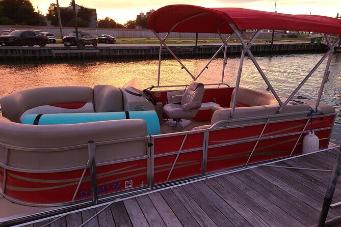 10 Passenger Pontoon Boat Rentals - Setting Sail from Seabrook
