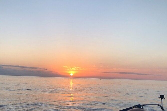 2.5h Sunset Navigation with Azorean appetizers and Wine - Why This Tour Offers Excellent Value