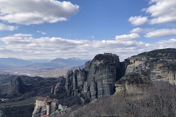 2-Day Private Tour to Delphi & Meteora with Great Lunch included - Day 2: Exploring Meteora’s Monastic Marvels