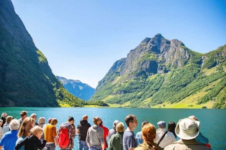 2-Day Private Tour with Flåm Train, Hardagerfjord & Cruise - Exploring the Norwegian Countryside in Depth