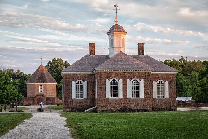 2-Hour Private Guided The best of Williamsburg Walking Tour - Who Should Book This Tour?