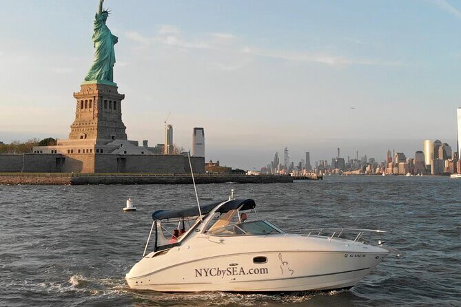 2-hour Private Luxury New York City Sunset Boat Tour - What to Bring & Expect During Your Cruise