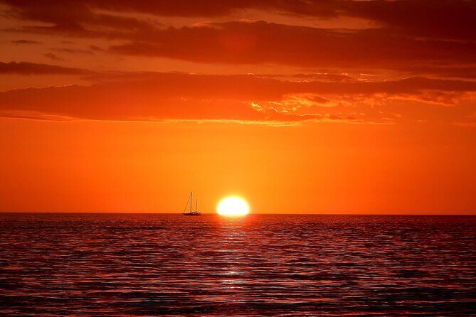 2 hour Tiki Pub Sensational Sunset Cruise (Adults only) - Authentic Details That Make This Cruise Stand Out