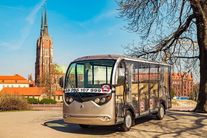 2-Hours Private Electric Car Tour with a Guide, Wroclaw - Authentic Insights from Travelers