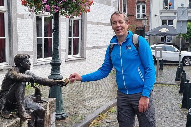 2 Hours Walking Tour in Maastricht - Analyzing the Value