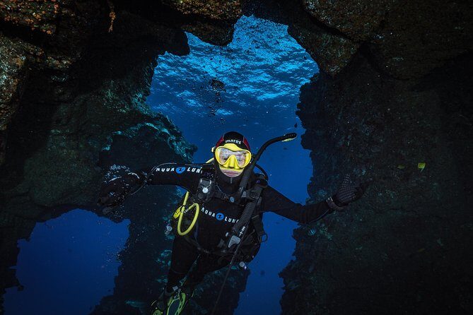 2 Tank Lanai Cathedral Scuba Dive Via Boat for Certified Divers - Why This Tour Offers Great Value