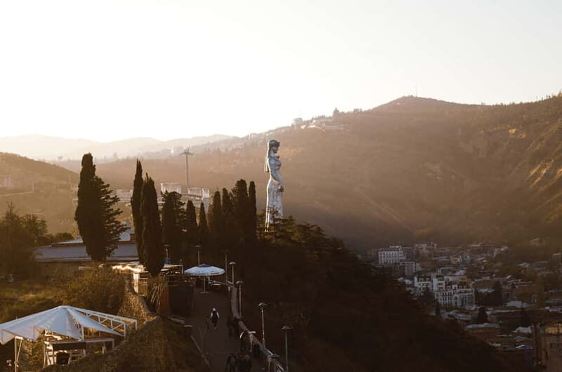 3 Faces of Tbilisi - The new, the old and the alternative - Guides Who Make the Difference