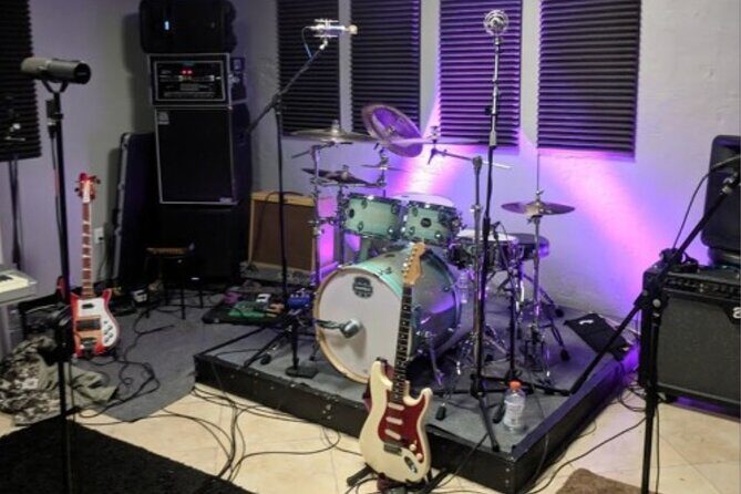 3-Hour Jam Session Class in Santa Ana - The Experience in Context