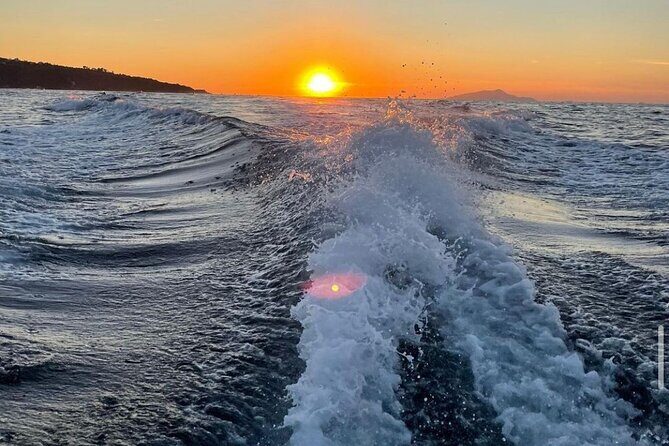 3-Hour Private Sunset Boat Tour in Sorrento - The Itinerary Breakdown: What You Can Expect