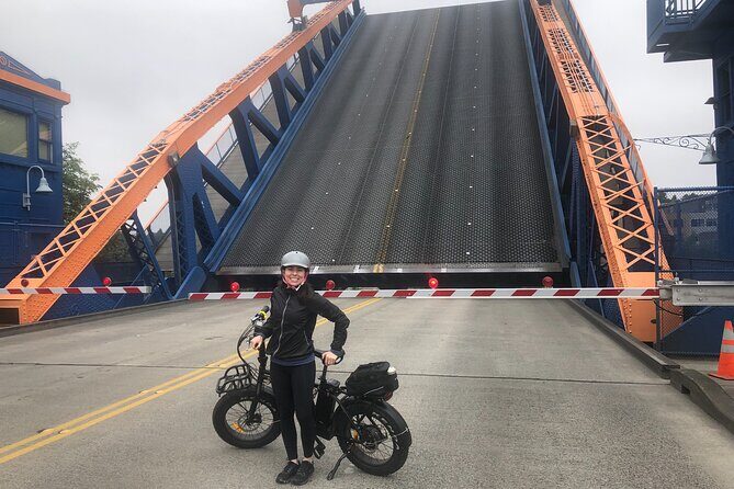 3 Hours Electric Bike Tour of Seattle's Waterways, Nature and Neighborhoods - The Ride: Comfort, Communication, and Convenience