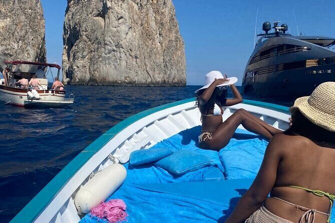 3 Hours Private Capri Boat Tour with Pasta and Prosecco - Why Choose This Tour?