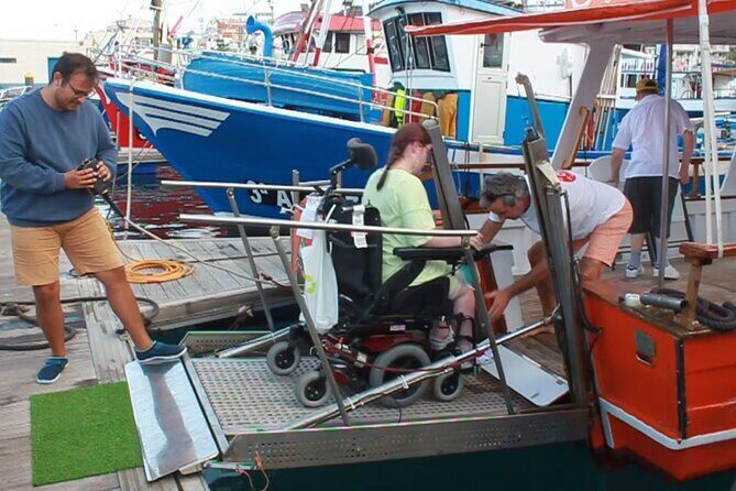 3-Hours Shared Tour to Accessible Boat en Canary Island - The Itinerary in Detail