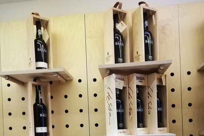 3 table wines & 5 Port wines + Tapas - Practical Details: What Makes This Tour Stand Out