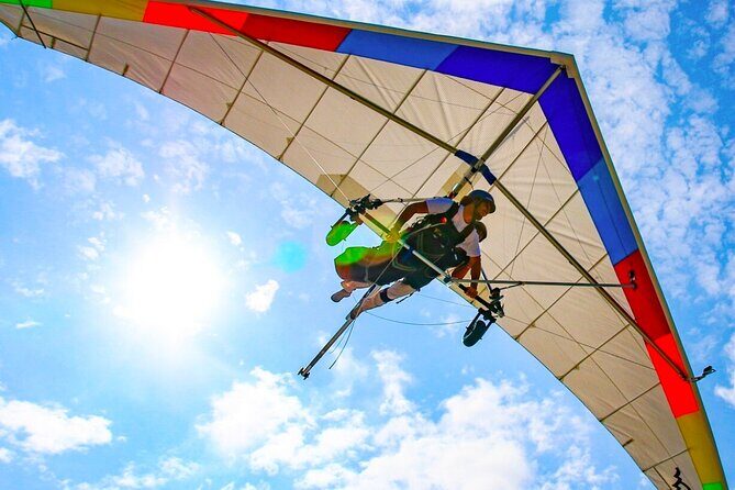3000' Discover Hang Gliding Tandem Flight with a Instructor - Who Will Love This Experience?
